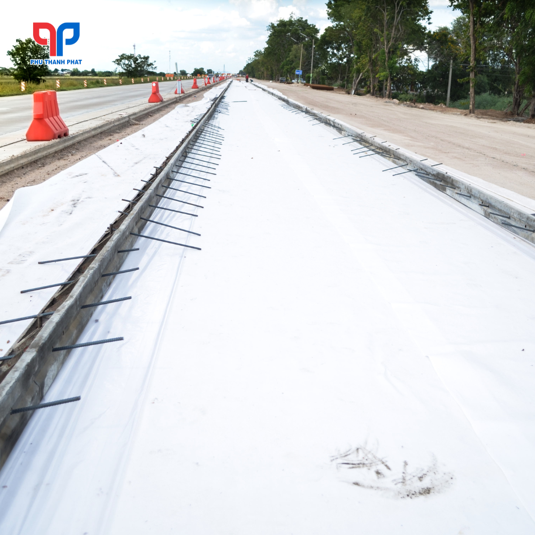 GT Woven Geotextile for Roadbed Reinforcement - Phu Thanh Phat